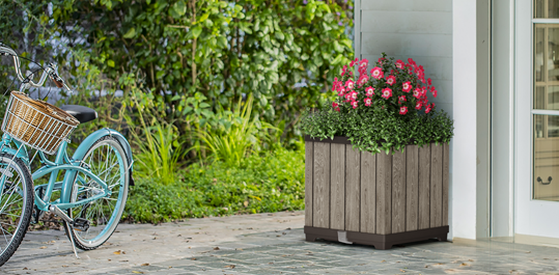 It looks like you’re joining us from a different country. At which store would you like to shop?