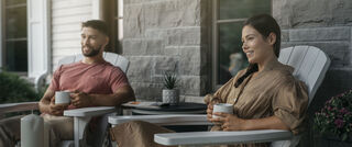 How to Create a Cozy Outdoor Living Room - Keter